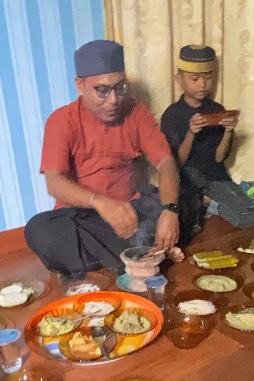 Ma'baca-baca: Tradisi Spiritual dan Sosial Masyarakat Bugis-Makassar ...