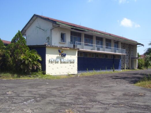 Kisah Mistis Pabrik Tekstil Angker - Majalah Mitos